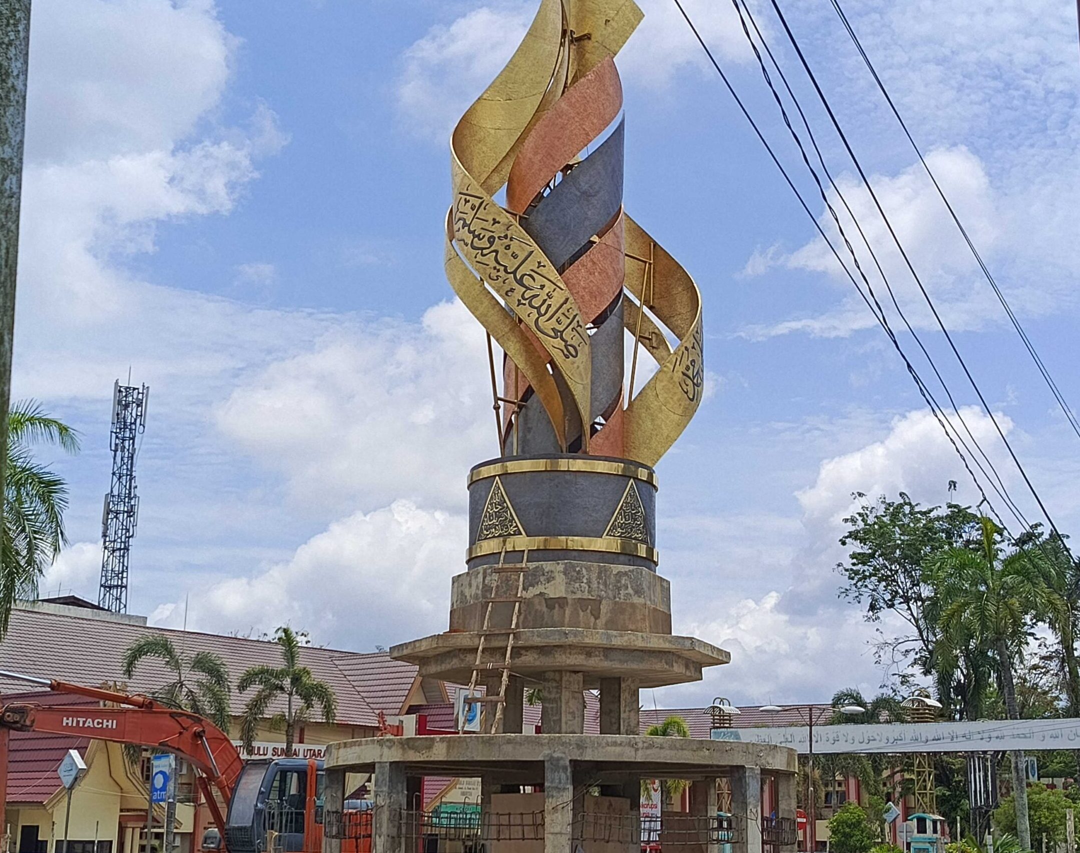 Ikon Religius Baru di Hulu Sungai Utara: Tugu Kaligrafi Sholawat Jibril ...